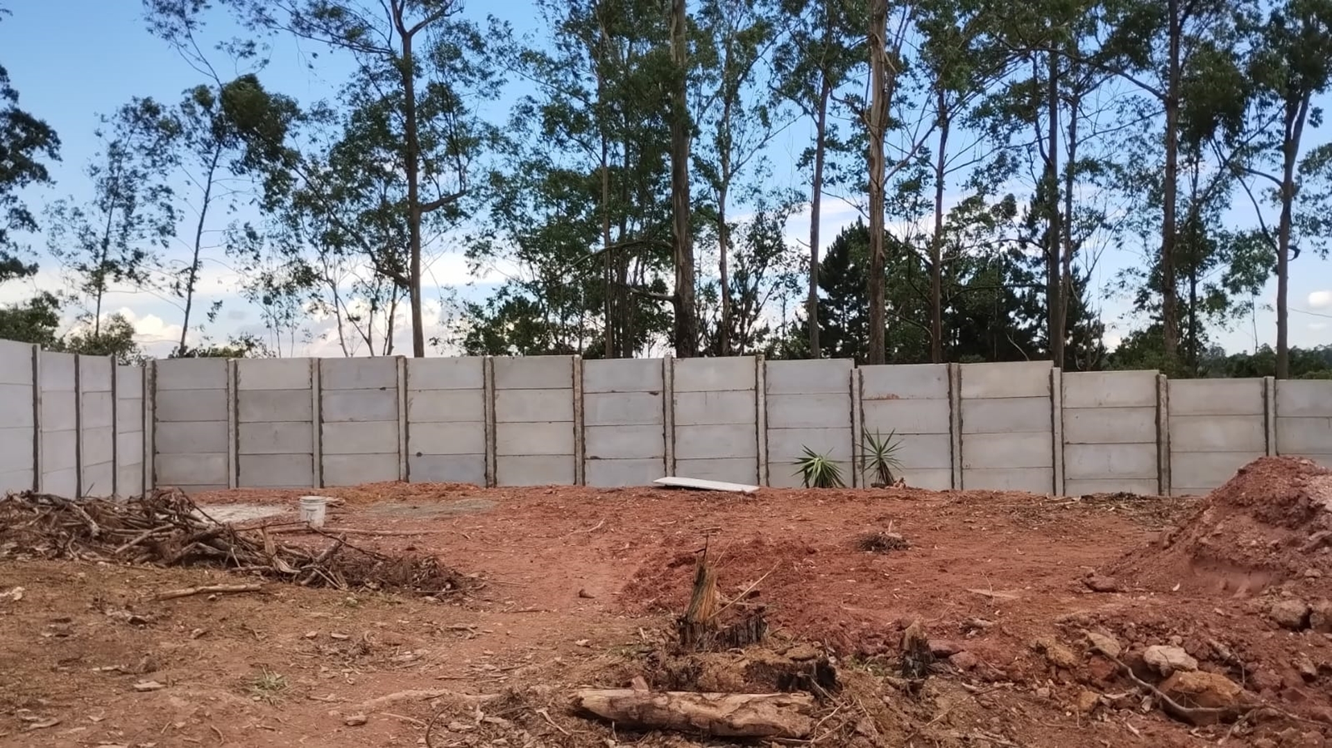 MHouse Muros - MUROS PRÉ MOLDADOS