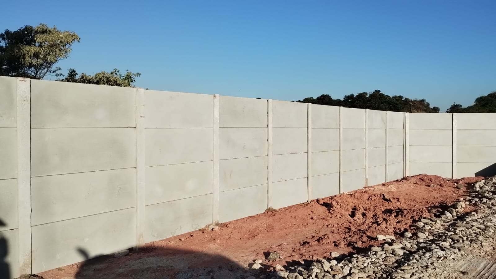 MHouse Muros - MUROS PRÉ MOLDADOS